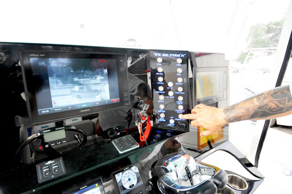 Customized “Bimini Center Console” Boat – Florida Marine Customs at ...