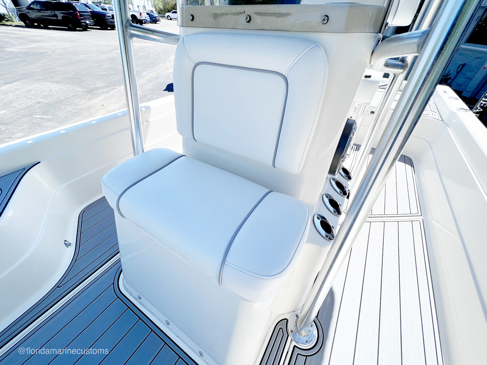 Shearwater Center Console Gets SeaDek®, Minn Kota, JL Audio, Fusion ...